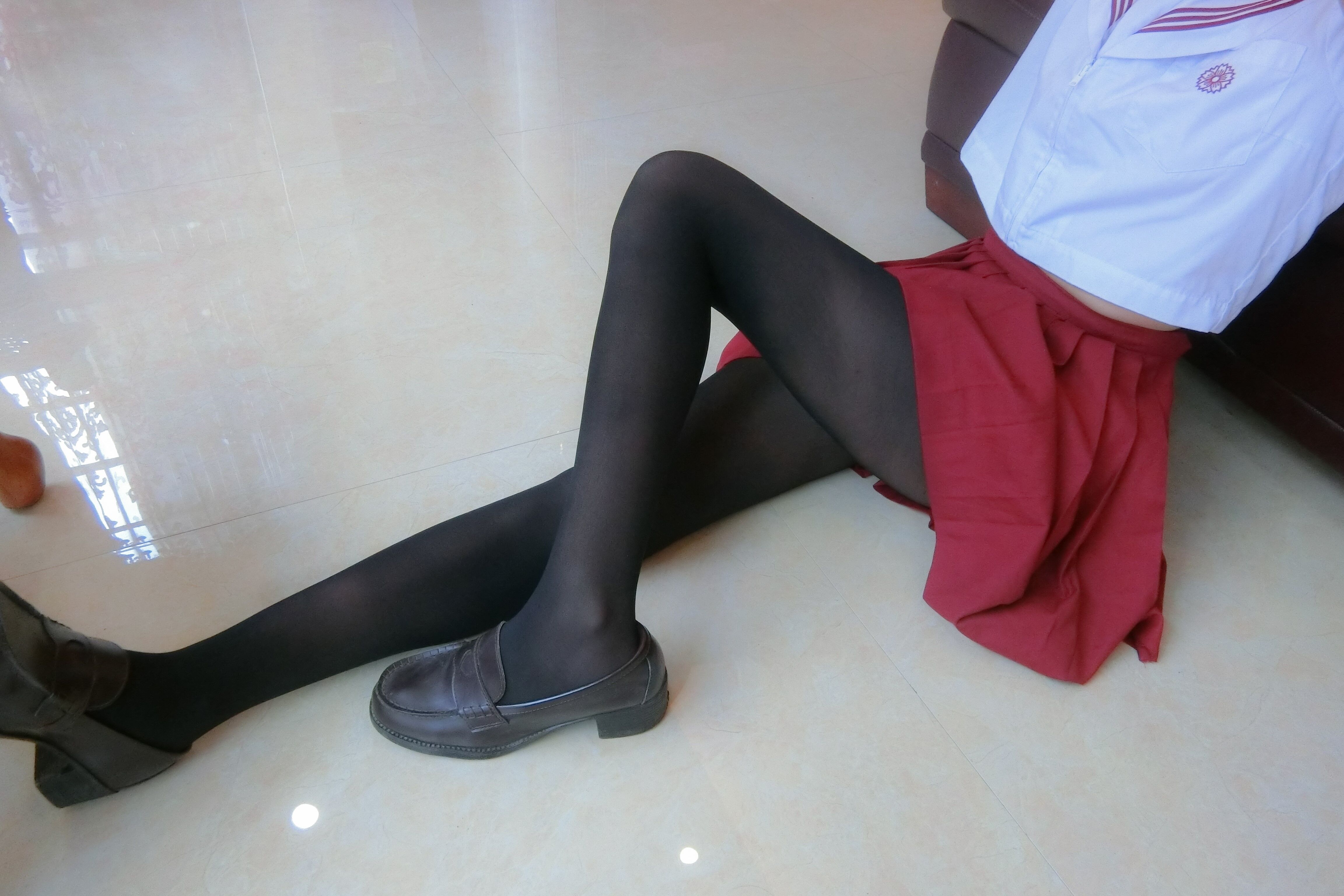 【玫瑰深夜剧场】「JK制服少女・☆ 阿梓喵的黑丝白丝和水手服 ☆」 - AcFun弹幕视频网 - 认真你就输啦 (?ω?)ノ- ( ゜- ゜)つロ