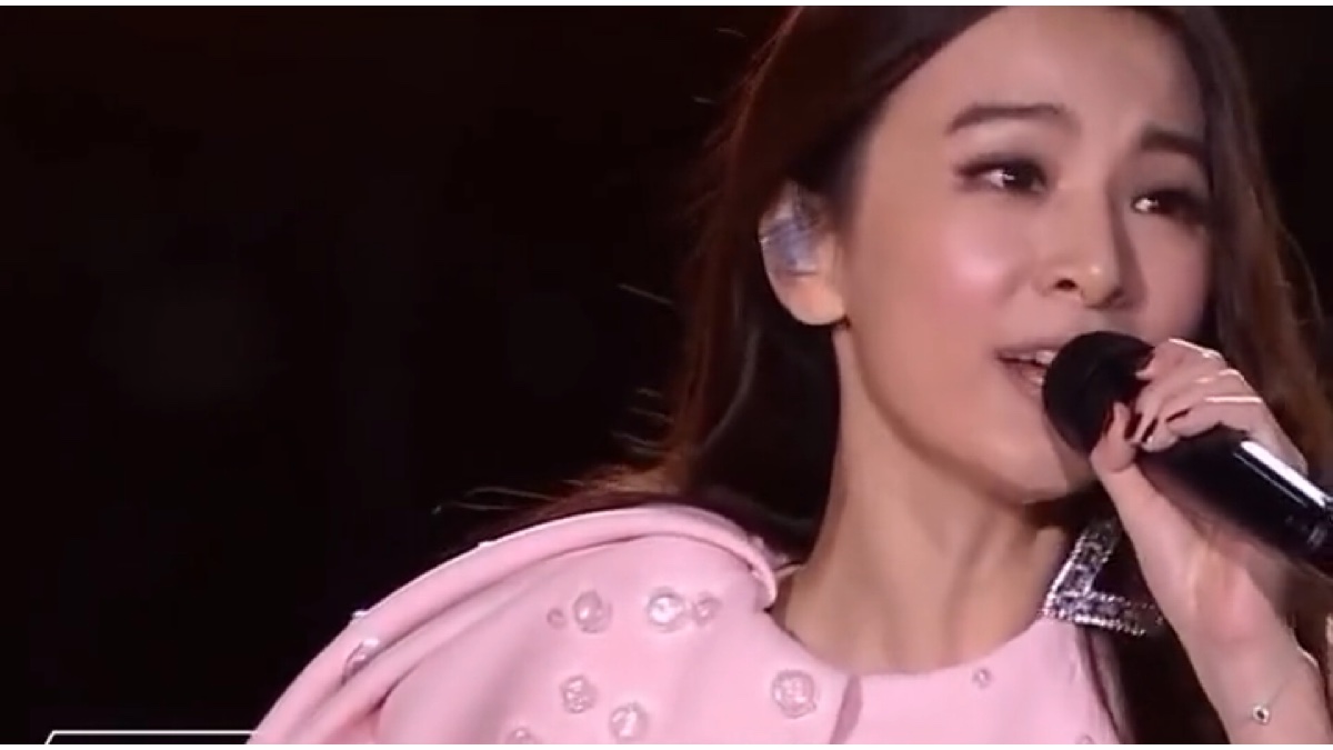 《候鸟》——S.H.E(MV) - AcFun弹幕视频网 - 认真你就输啦 (?ω?)ノ- ( ゜- ゜)つロ