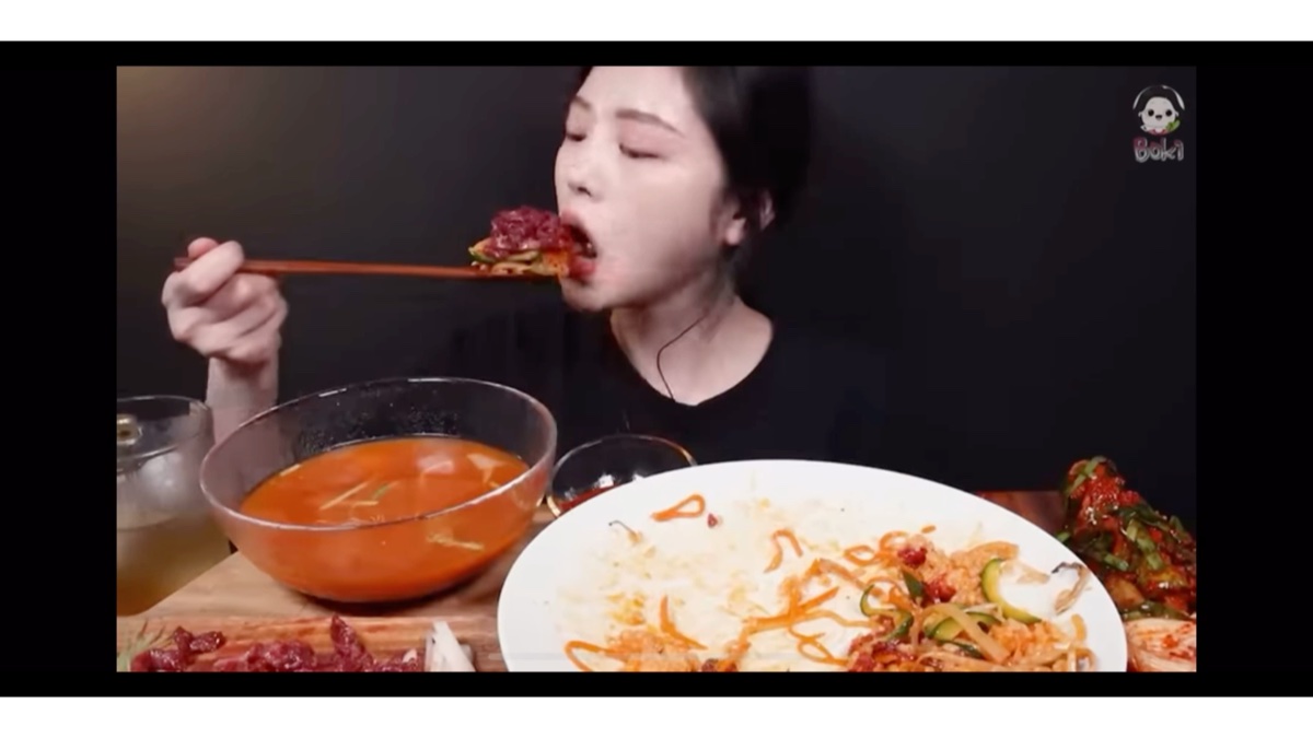 【Eat with boki中字】超大炸鸡腿和巨型汉堡吃播！另有墨西哥胡椒鸡腿堡、薯条和芝士棒 - AcFun弹幕视频网 - 认真你就输啦 ...