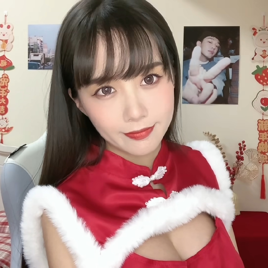 Max-星辰 眼镜娘03年还是93年？ 2022.05.13.22.55.10 - AcFun弹幕视频网 - 认真你就输啦 (?ω?)ノ- ( ゜- ゜)つロ